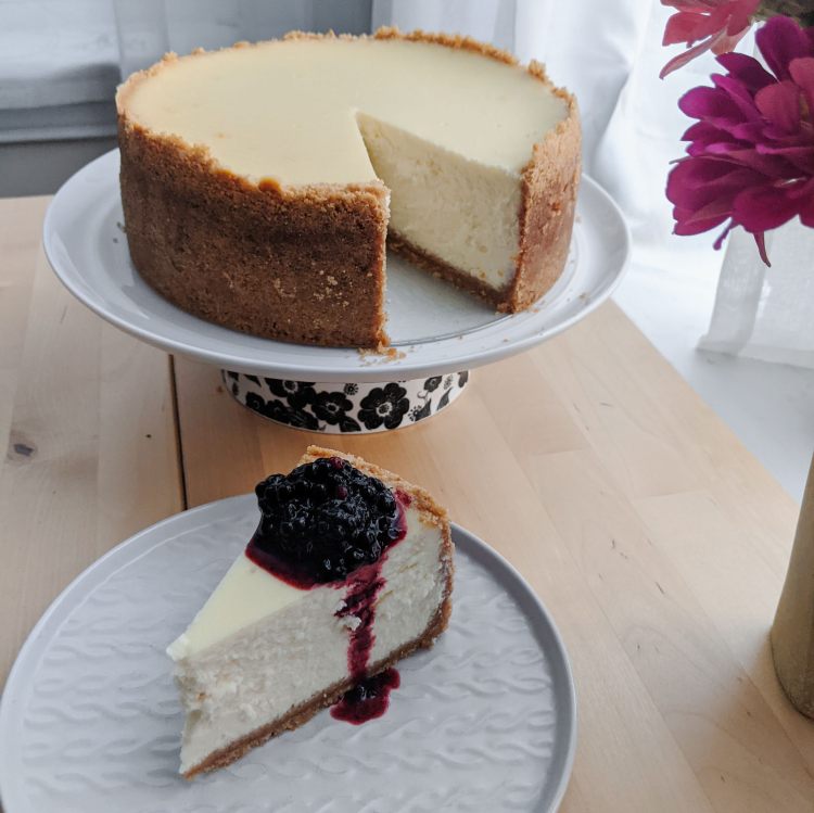Big and Tall Cheesecake – Yay Cake Day